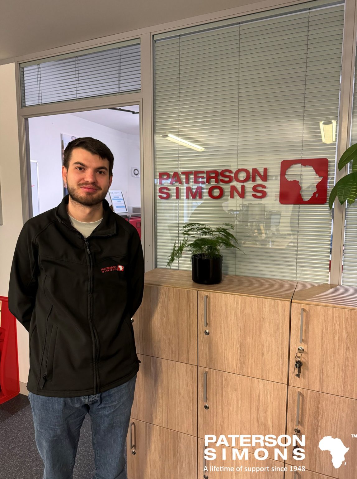 MEET SAUL MANSON! | Paterson Simons